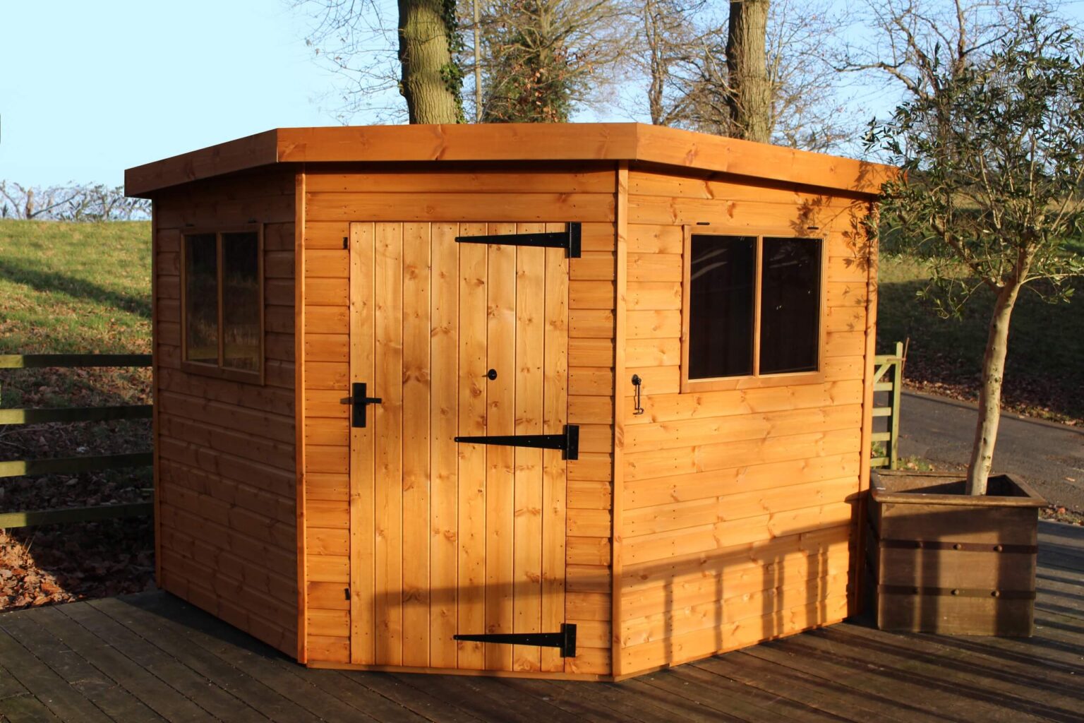 Malvern Heavy Duty Corner – The Malvern Collection