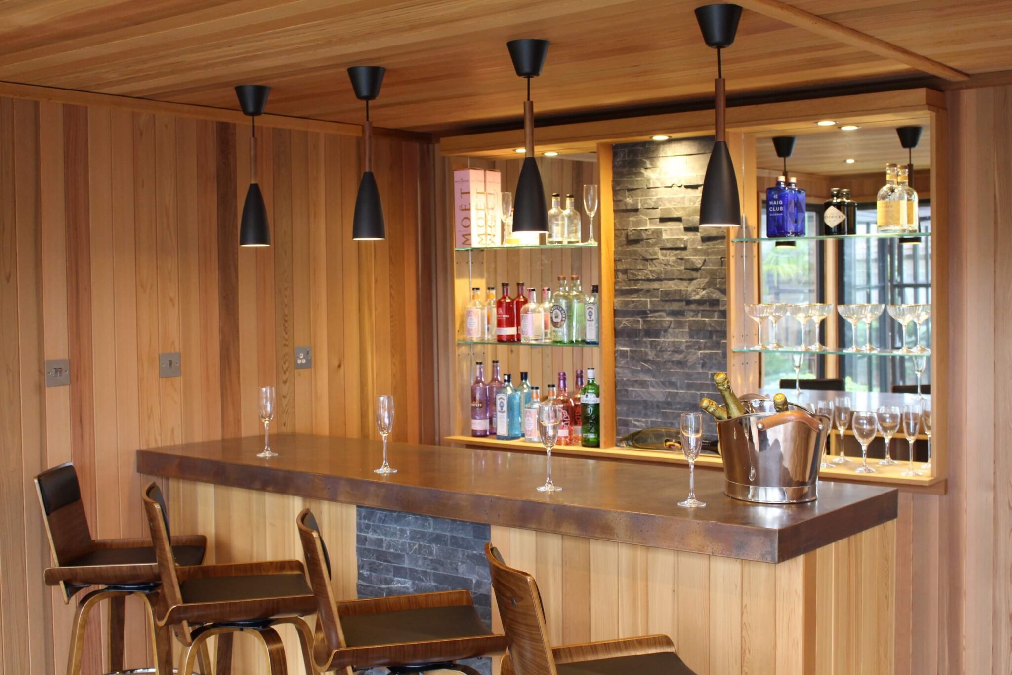 Hanley Plus – The Malvern Collection