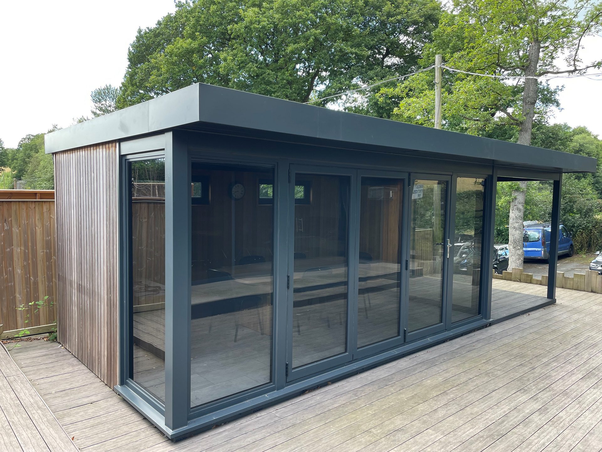 Hanley Plus – The Malvern Collection